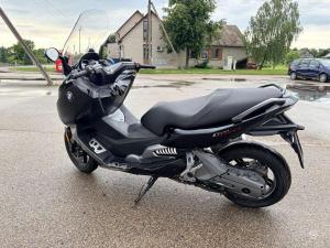 Melns BMW C 600 2013 Viļņa, ar dzinēja tilpumu 0.65 L un nobraukumu 38 tūkst. km par 2800 €, foto  vietnē AUTOMOTO.COM.LV