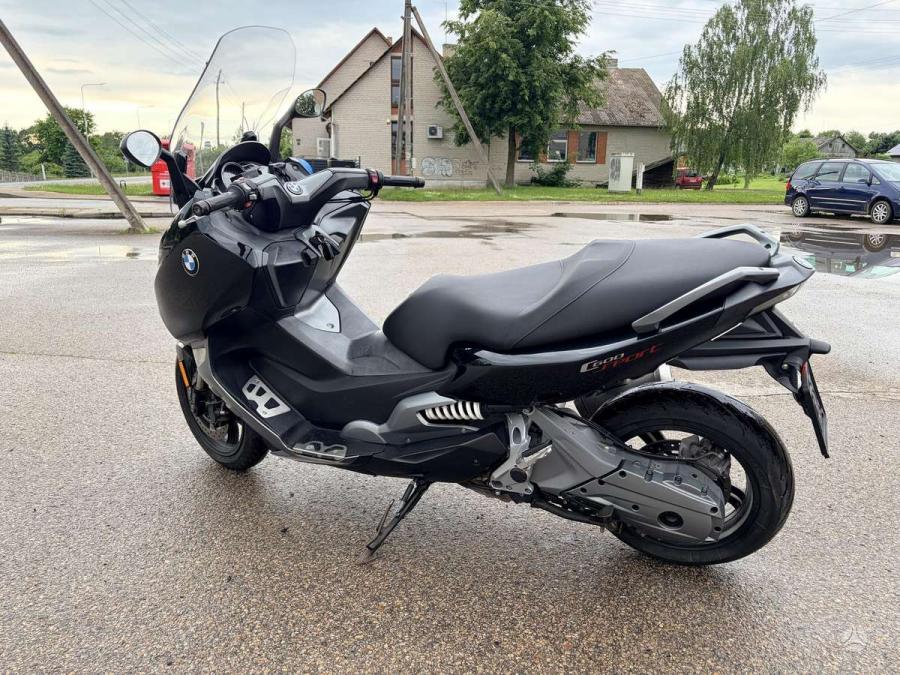 Melns BMW C 600 2013 Viļņa, ar dzinēja tilpumu 0.65 L un nobraukumu 38 tūkst. km par 2800 €, foto 1 vietnē AUTOMOTO.COM.LV