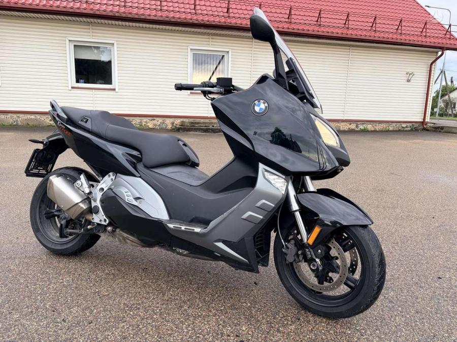 Melns BMW C 600 2013 Viļņa, ar dzinēja tilpumu 0.65 L un nobraukumu 38 tūkst. km par 2800 €, foto 5 vietnē AUTOMOTO.COM.LV