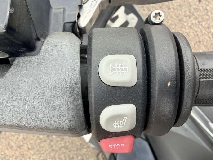 Melns BMW C 600 2013 Viļņa, ar dzinēja tilpumu 0.65 L un nobraukumu 38 tūkst. km par 2800 €, foto 7 vietnē AUTOMOTO.COM.LV