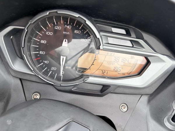 Black BMW C 600 2013 in Vilnius, with an engine capacity of 0.65 L and mileage of 38 thousand km for 2800 €, photo 8 on AUTOMOTO.COM.LV