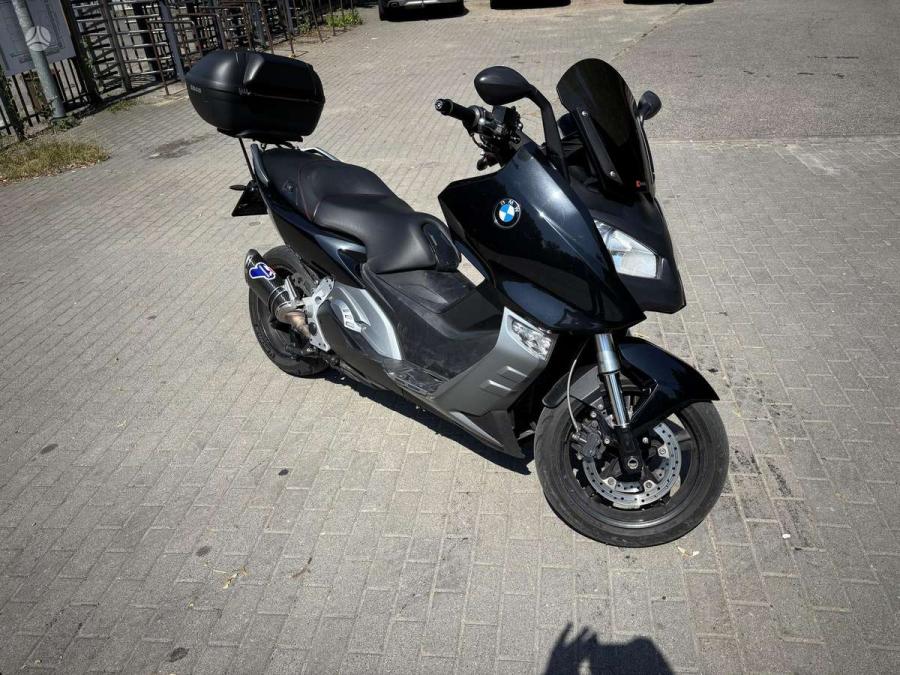 Черный БМВ C 600 2013 в Вильнюс, объемом двигателя 0.65 л и пробегом 47 тыс. км за 3350 €, фото 1 на AUTOMOTO.COM.LV