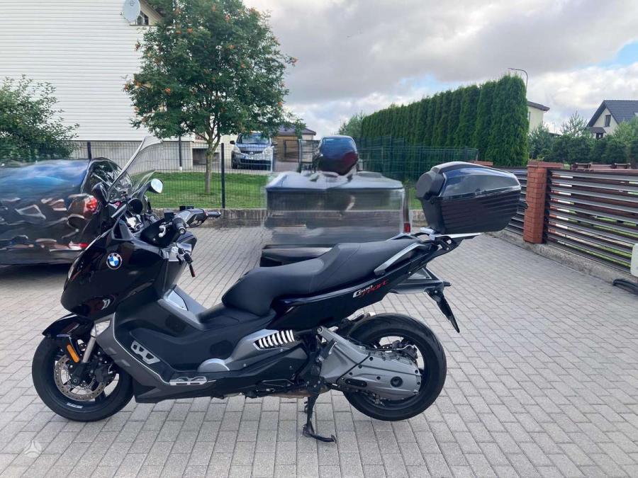 BMW C 600 2015 in Kaunas, with an engine capacity of 0.65 L and mileage of 29 thousand km for 4250 €, photo 1 on AUTOMOTO.COM.LV