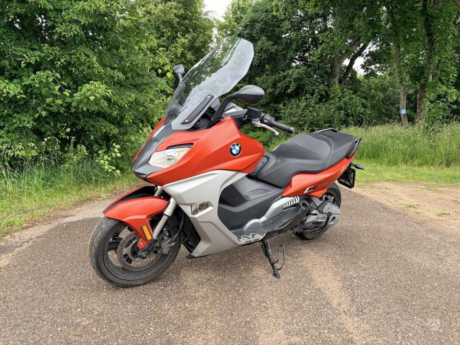 Oranžs BMW C 600 2017 Viļņa, ar dzinēja tilpumu 0.65 L un nobraukumu 42 tūkst. km par 3750 €, foto 1 vietnē AUTOMOTO.COM.LV