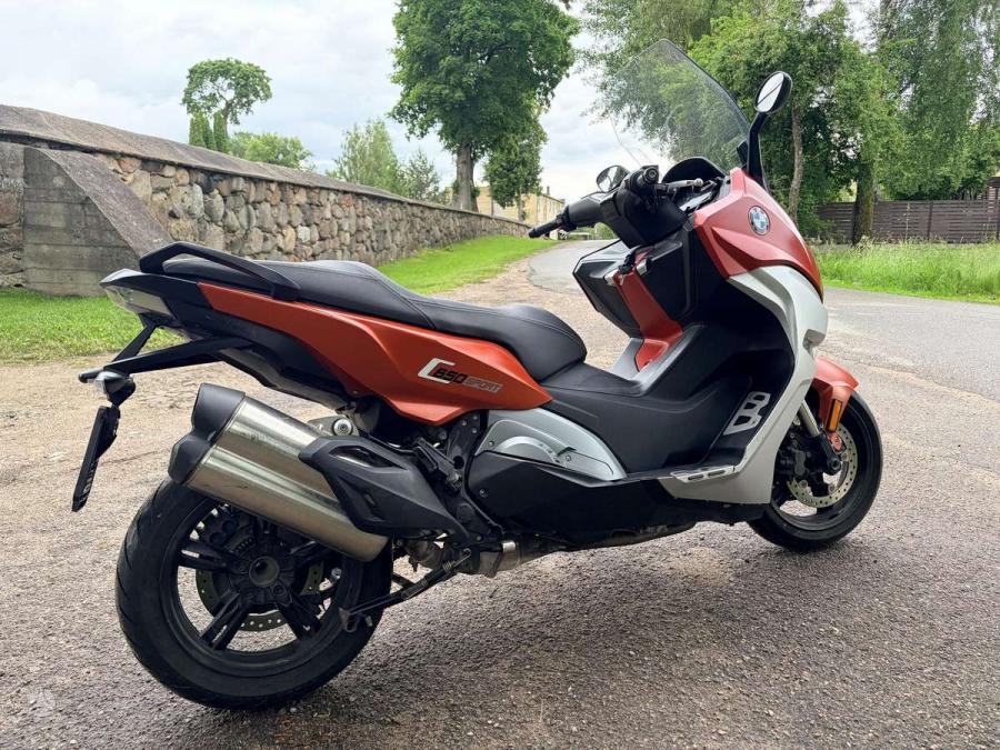 Oranžs BMW C 600 2017 Viļņa, ar dzinēja tilpumu 0.65 L un nobraukumu 42 tūkst. km par 3750 €, foto 5 vietnē AUTOMOTO.COM.LV