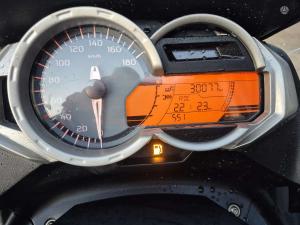 Black BMW C 650GT 2013 in Kursenai, with an engine capacity of 0.65 L and mileage of 30 thousand km for 3399 €, photo 12 on AUTOMOTO.COM.LV