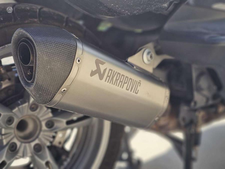Melns BMW C 650GT 2013 Viļņa, ar dzinēja tilpumu 0.65 L un nobraukumu 34 tūkst. km par 3650 €, foto 7 vietnē AUTOMOTO.COM.LV