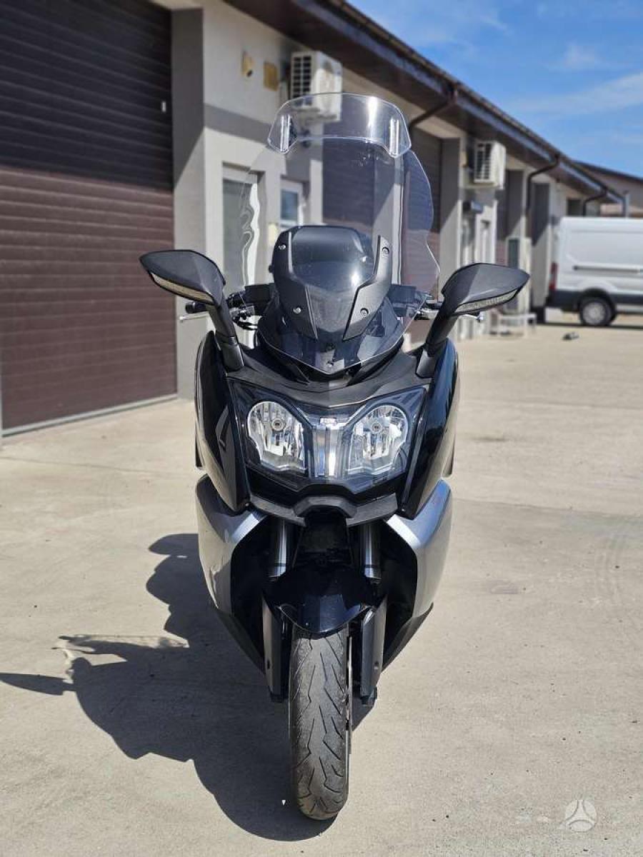 Melns BMW C 650GT 2013 Viļņa, ar dzinēja tilpumu 0.65 L un nobraukumu 34 tūkst. km par 3650 €, foto 14 vietnē AUTOMOTO.COM.LV