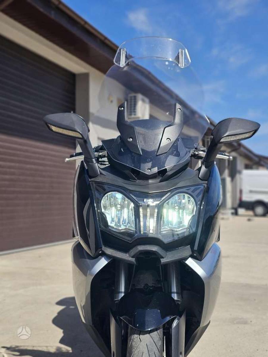 Melns BMW C 650GT 2013 Viļņa, ar dzinēja tilpumu 0.65 L un nobraukumu 34 tūkst. km par 3650 €, foto 19 vietnē AUTOMOTO.COM.LV