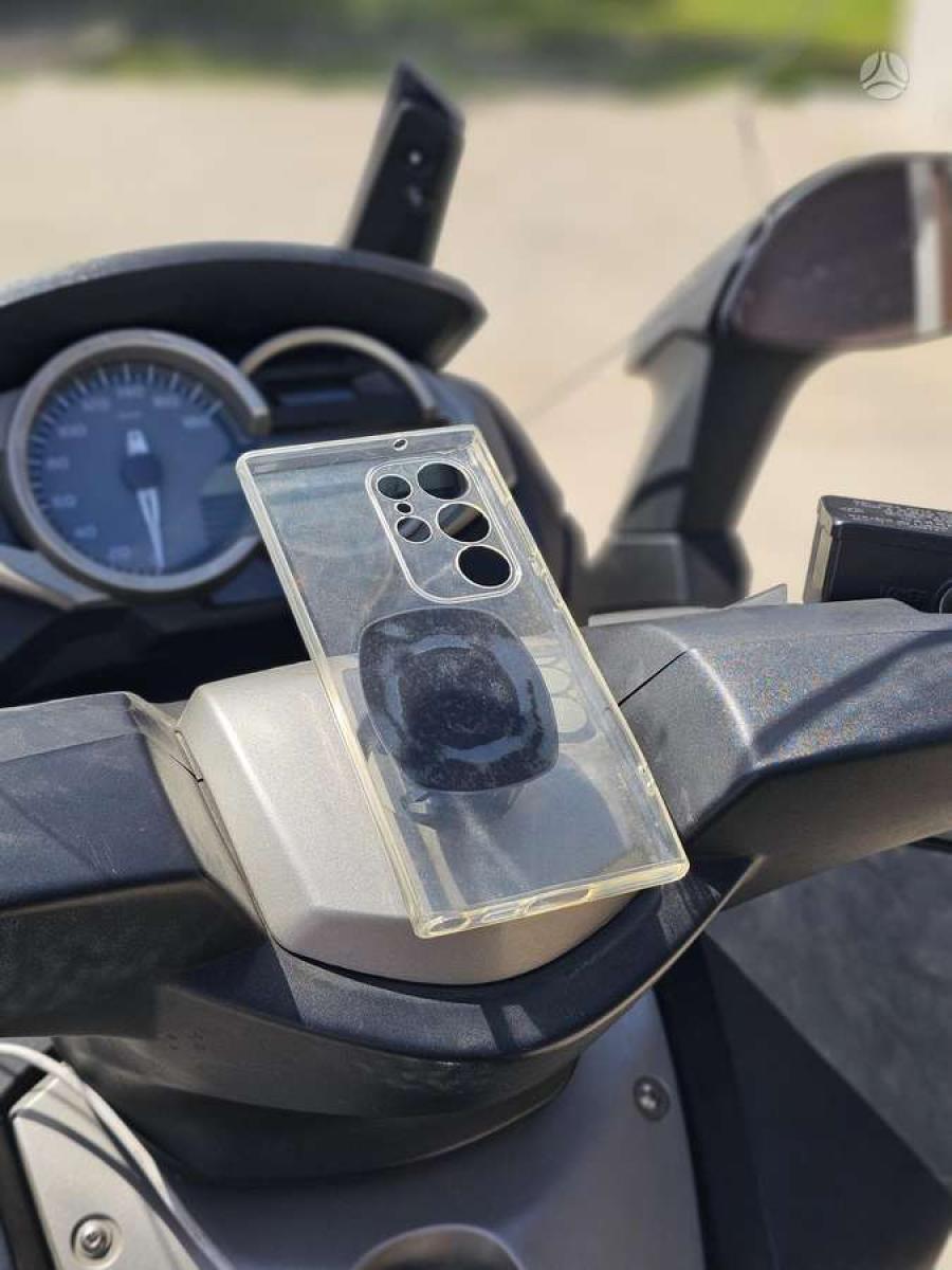 Melns BMW C 650GT 2013 Viļņa, ar dzinēja tilpumu 0.65 L un nobraukumu 34 tūkst. km par 3650 €, foto 22 vietnē AUTOMOTO.COM.LV