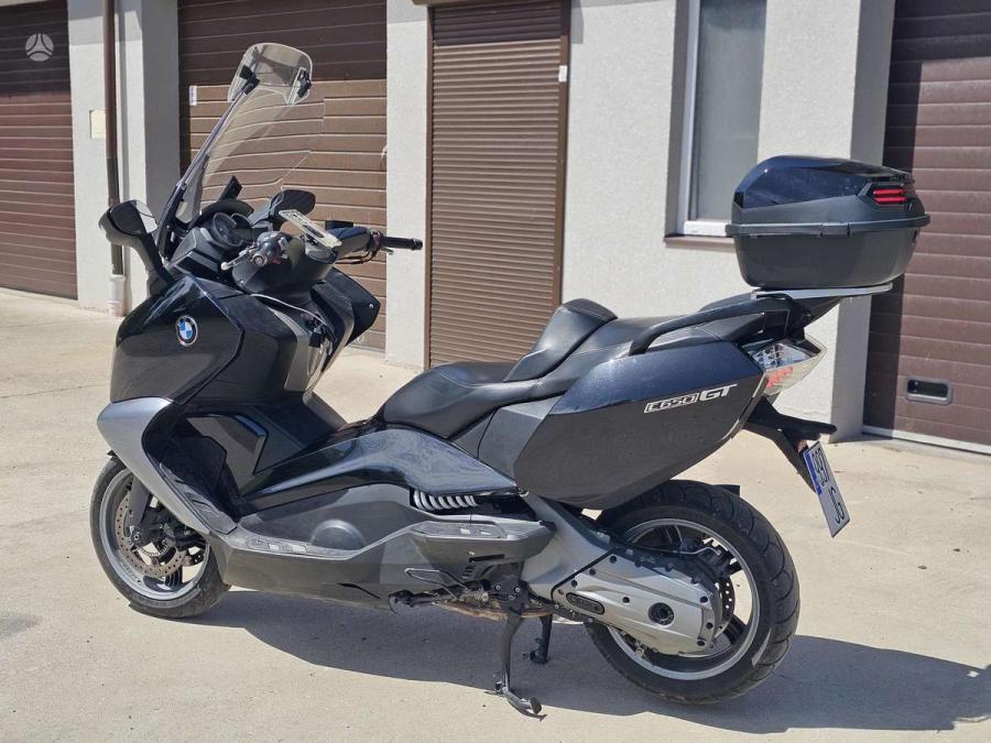 Melns BMW C 650GT 2013 Viļņa, ar dzinēja tilpumu 0.65 L un nobraukumu 34 tūkst. km par 3650 €, foto 25 vietnē AUTOMOTO.COM.LV