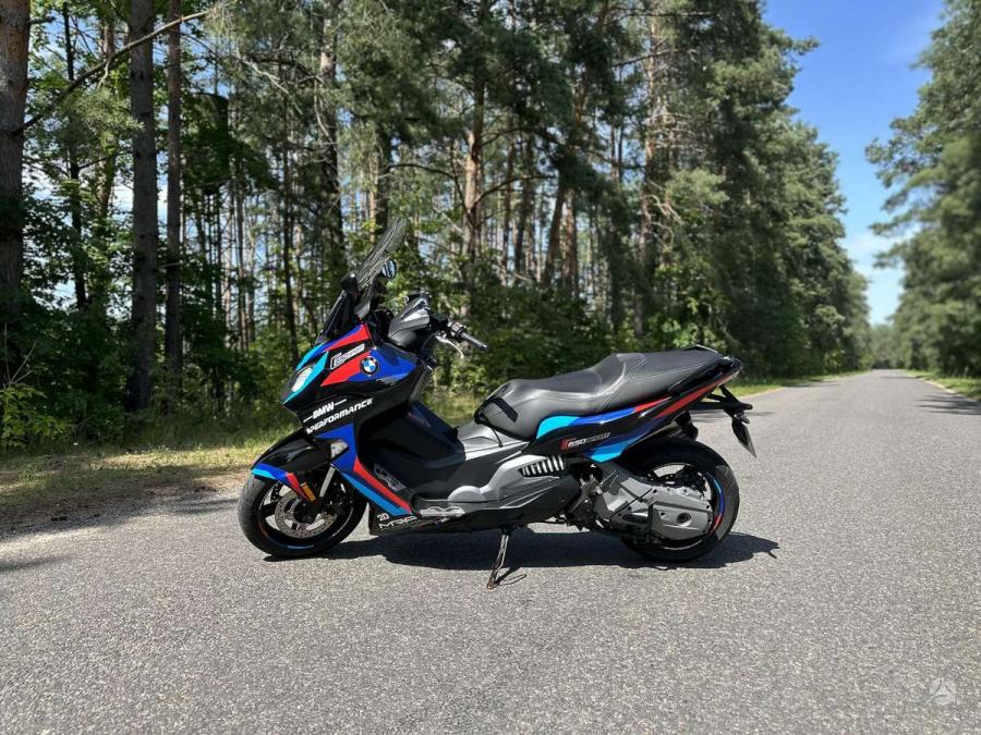 Melns BMW C 650GT 2016 Kauņa, ar dzinēja tilpumu 0.65 L un nobraukumu 32 tūkst. km par 4800 €, foto 9 vietnē AUTOMOTO.COM.LV