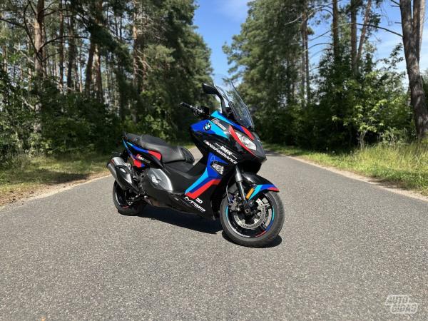 Melns BMW C 650GT 2016 Kauņa, ar dzinēja tilpumu 0.65 L un nobraukumu 32 tūkst. km par 4300 €, foto 3 vietnē AUTOMOTO.COM.LV
