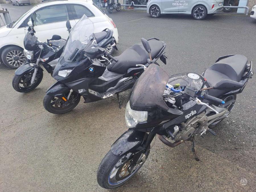 Black BMW C 650GT 2017 in Panevezys, with an engine capacity of 0.65 L and mileage of 33 thousand km for 4200 €, photo 8 on AUTOMOTO.COM.LV