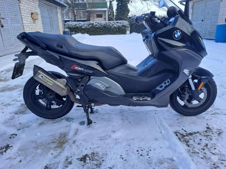 Melns BMW C 650GT 2017 Panevēža, ar dzinēja tilpumu 0.65 L un nobraukumu 34 tūkst. km par 4200 €, foto 1 vietnē AUTOMOTO.COM.LV