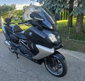 Black BMW C 650GT 2019 in Kelme, with an engine capacity of 0.65 L and mileage of 33 thousand km for 3000 €, photo 3 on AUTOMOTO.COM.LV