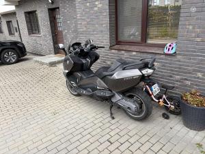 Brūns BMW C 650GT 2014 Viļņa, ar dzinēja tilpumu 0.65 L un nobraukumu 10 tūkst. km par 4700 €, foto 4 vietnē AUTOMOTO.COM.LV