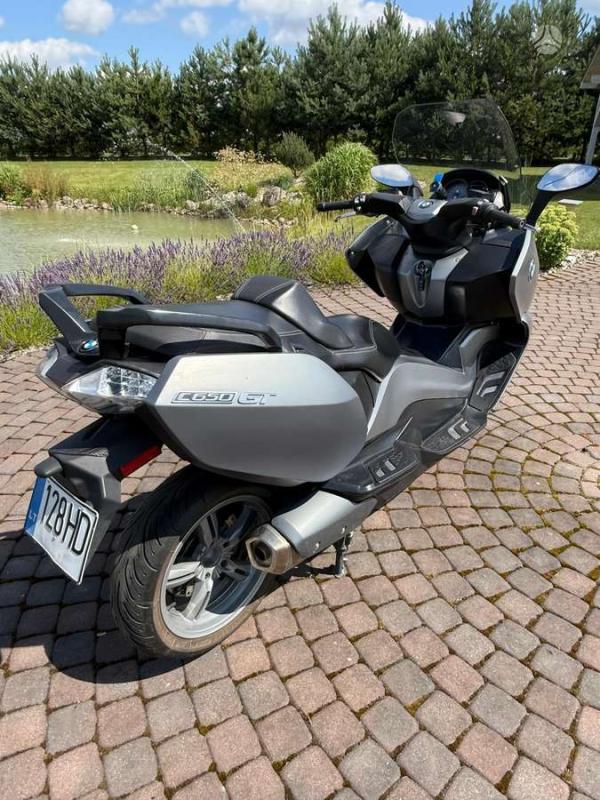 Grey BMW C 650GT 2014 in Panevezys, with an engine capacity of 0.65 L and mileage of 29 thousand km for 3070 €, photo 3 on AUTOMOTO.COM.LV