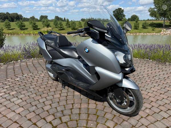Grey BMW C 650GT 2014 in Panevezys, with an engine capacity of 0.65 L and mileage of 29 thousand km for 3070 €, photo 4 on AUTOMOTO.COM.LV