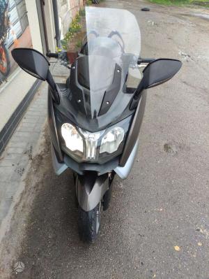 Pelēks BMW C 650GT 2015 Panevēža, ar dzinēja tilpumu 0.65 L un nobraukumu 21 tūkst. km par 4500 €, foto 6 vietnē AUTOMOTO.COM.LV