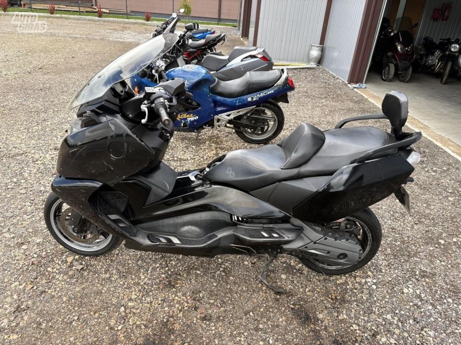 BMW C 650GT 2013 Kelmė, ar dzinēja tilpumu 0.65 L un nobraukumu 46 tūkst. km par 1330 €, foto 6 vietnē AUTOMOTO.COM.LV