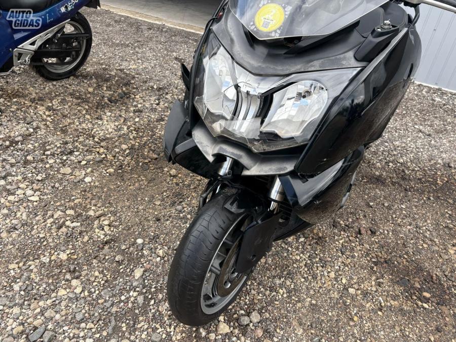 BMW C 650GT 2013 Kelmė, ar dzinēja tilpumu 0.65 L un nobraukumu 46 tūkst. km par 1330 €, foto 8 vietnē AUTOMOTO.COM.LV