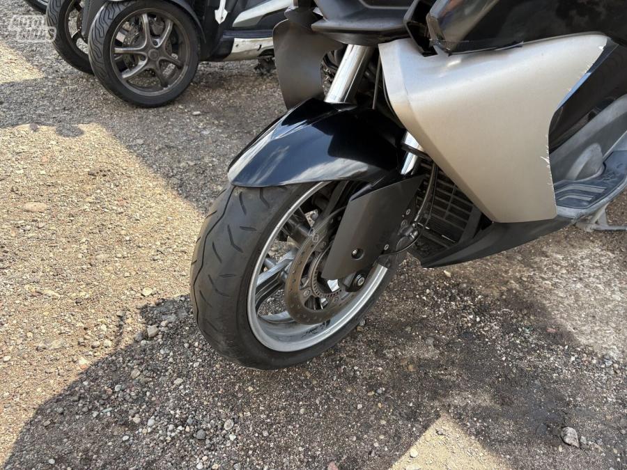 BMW C 650GT 2016 in Kelme, with an engine capacity of 0.65 L and mileage of 37 thousand km for 1430 €, photo 8 on AUTOMOTO.COM.LV