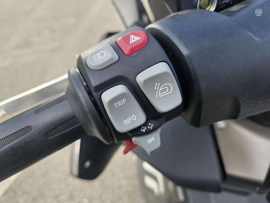 BMW C 650GT 2016 in Taurage, with an engine capacity of 0.65 L and mileage of 16 thousand km for 5300 €, photo 12 on AUTOMOTO.COM.LV
