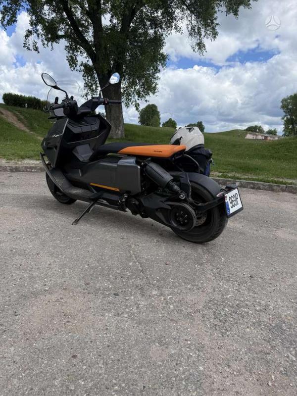 Pelēks BMW CE 04 2022 Palanga, ar dzinēja tilpumu 0.00 L un nobraukumu 12 tūkst. km par 6900 €, foto 1 vietnē AUTOMOTO.COM.LV
