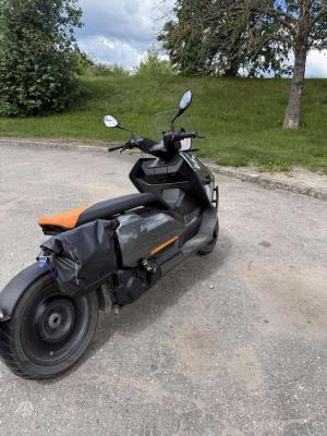 Pelēks BMW CE 04 2022 Palanga, ar dzinēja tilpumu 0.00 L un nobraukumu 12 tūkst. km par 6900 €, foto 4 vietnē AUTOMOTO.COM.LV