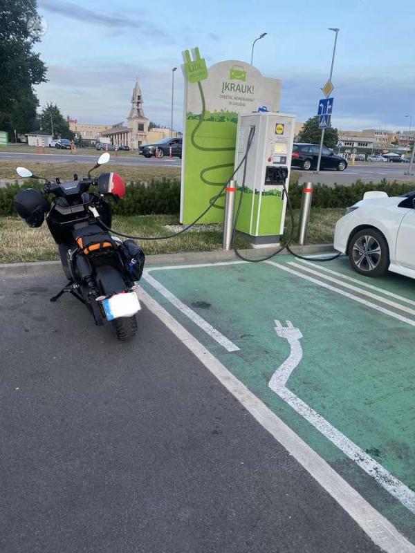 Pelēks BMW CE 04 2022 Palanga, ar dzinēja tilpumu 0.00 L un nobraukumu 12 tūkst. km par 6900 €, foto 6 vietnē AUTOMOTO.COM.LV