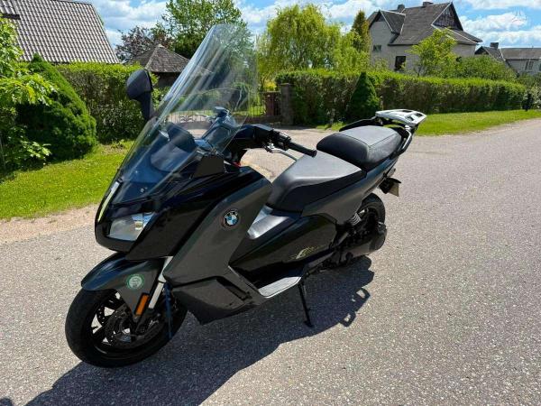 BMW CE 04 2019 in Utena, with an engine capacity of 0.00 L and mileage of 53 thousand km for 3400 €, photo 1 on AUTOMOTO.COM.LV