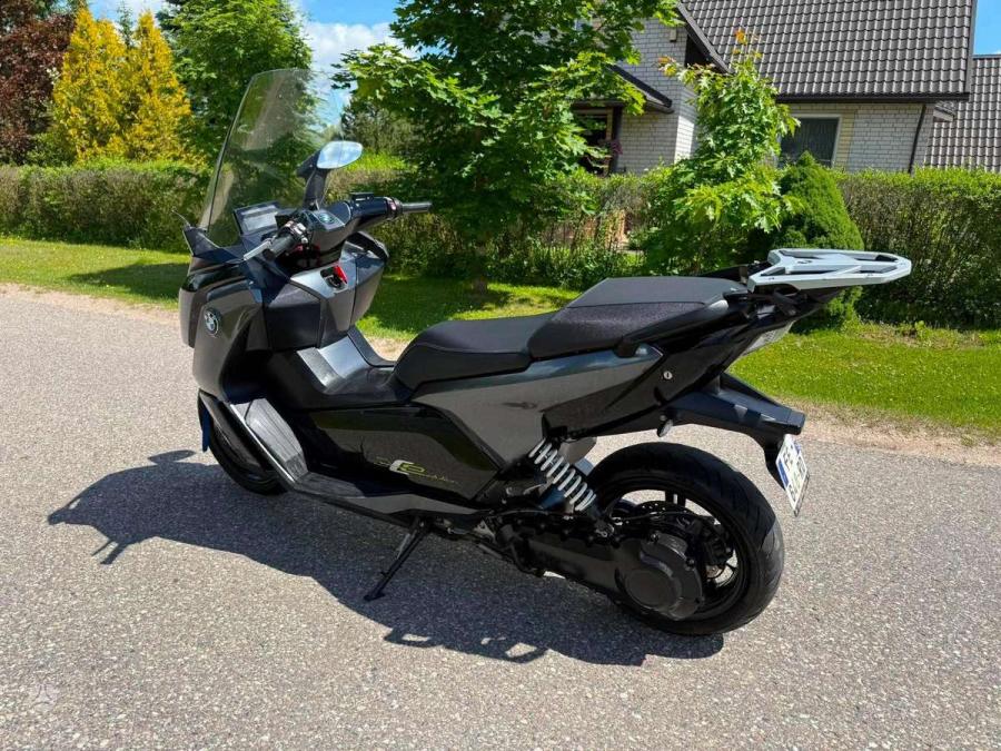 BMW CE 04 2019 in Utena, with an engine capacity of 0.00 L and mileage of 53 thousand km for 3400 €, photo 4 on AUTOMOTO.COM.LV