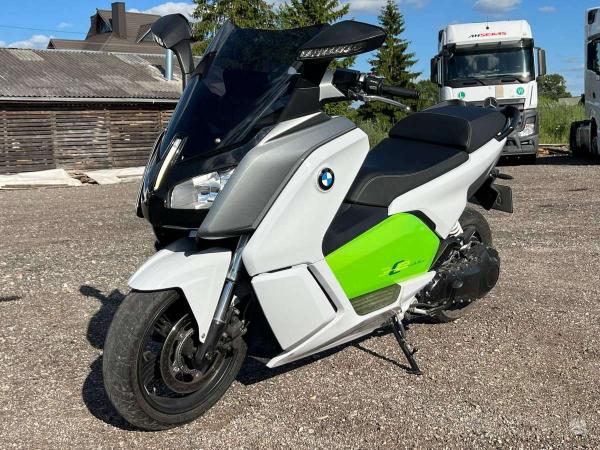 Balts BMW CE 04 2015 Panevēža, ar dzinēja tilpumu 0.00 L un nobraukumu 8 tūkst. km par 5350 €, foto 7 vietnē AUTOMOTO.COM.LV