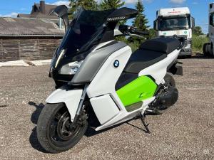 White BMW CE 04 2015 in Panevezys, with an engine capacity of 0.00 L and mileage of 8 thousand km for 5350 €, photo 7 on AUTOMOTO.COM.LV
