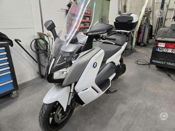Balts BMW CE 04 2016 Klaipėda, ar dzinēja tilpumu 0.00 L un nobraukumu 7 tūkst. km par 5600 €, foto 2 vietnē AUTOMOTO.COM.LV