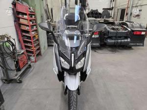 Balts BMW CE 04 2016 Klaipėda, ar dzinēja tilpumu 0.00 L un nobraukumu 7 tūkst. km par 5600 €, foto 3 vietnē AUTOMOTO.COM.LV
