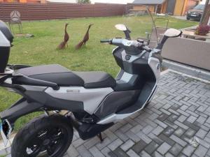Balts BMW CE 04 2016 Klaipėda, ar dzinēja tilpumu 0.00 L un nobraukumu 7 tūkst. km par 5600 €, foto 14 vietnē AUTOMOTO.COM.LV