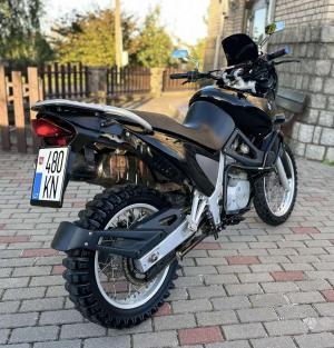 Черный БМВ F 650 1996 в Тельшяй, объемом двигателя 0.65 л и пробегом 36 тыс. км за 1600 €, фото 4 на AUTOMOTO.COM.LV
