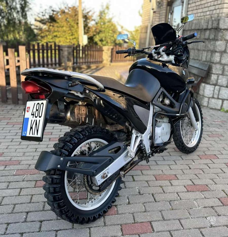 Черный БМВ F 650 1996 в Тельшяй, объемом двигателя 0.65 л и пробегом 36 тыс. км за 1600 €, фото 4 на AUTOMOTO.COM.LV
