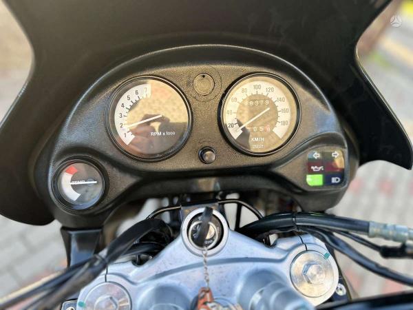 Black BMW F 650 1996 in Telschi, with an engine capacity of 0.65 L and mileage of 36 thousand km for 1600 €, photo 8 on AUTOMOTO.COM.LV