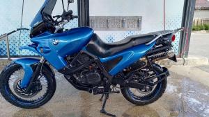 Blue BMW F 650 1994 in Plunge, with an engine capacity of 0.65 L and mileage of 60 thousand km for 1800 €, photo  on AUTOMOTO.COM.LV