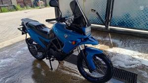Blue BMW F 650 1994 in Plunge, with an engine capacity of 0.65 L and mileage of 60 thousand km for 1800 €, photo 5 on AUTOMOTO.COM.LV