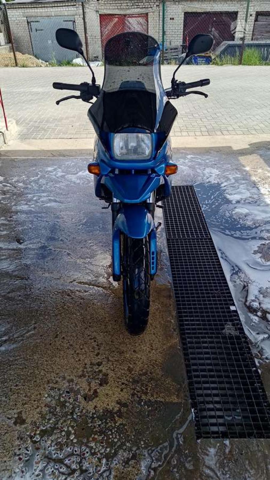 Blue BMW F 650 1994 in Plunge, with an engine capacity of 0.65 L and mileage of 60 thousand km for 1800 €, photo 9 on AUTOMOTO.COM.LV