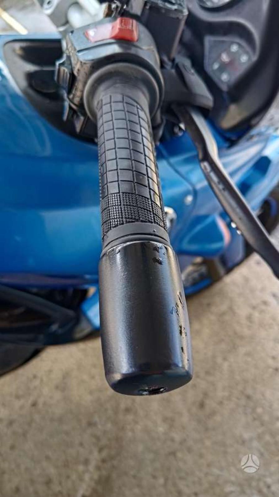 Blue BMW F 650 1994 in Plunge, with an engine capacity of 0.65 L and mileage of 60 thousand km for 1800 €, photo 14 on AUTOMOTO.COM.LV