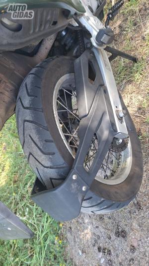 Zaļš BMW F 650 2001 Viļņa, ar dzinēja tilpumu 0.65 L un nobraukumu 0 tūkst. km par 1050 €, foto 11 vietnē AUTOMOTO.COM.LV