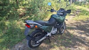 Green BMW F 650 2001 in Vilnius, with an engine capacity of 0.65 L and mileage of 0 thousand km for 1190 €, photo 3 on AUTOMOTO.COM.LV