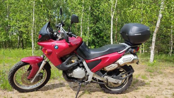Red BMW F 650 1996 in Vilnius, with an engine capacity of 0.65 L and mileage of 50 thousand km for 1500 €, photo 1 on AUTOMOTO.COM.LV