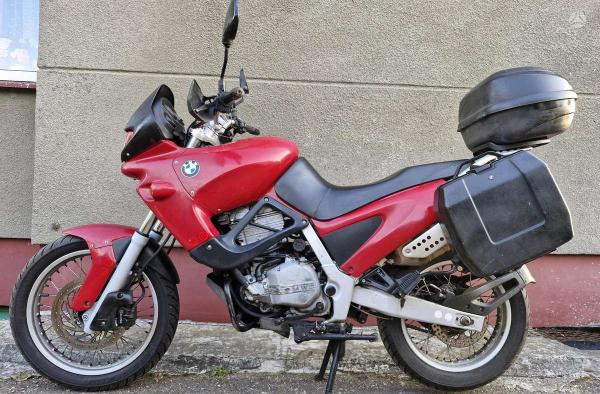 Red BMW F 650 1996 in Kaunas, with an engine capacity of 0.65 L and mileage of 27 thousand km for 1450 €, photo 2 on AUTOMOTO.COM.LV