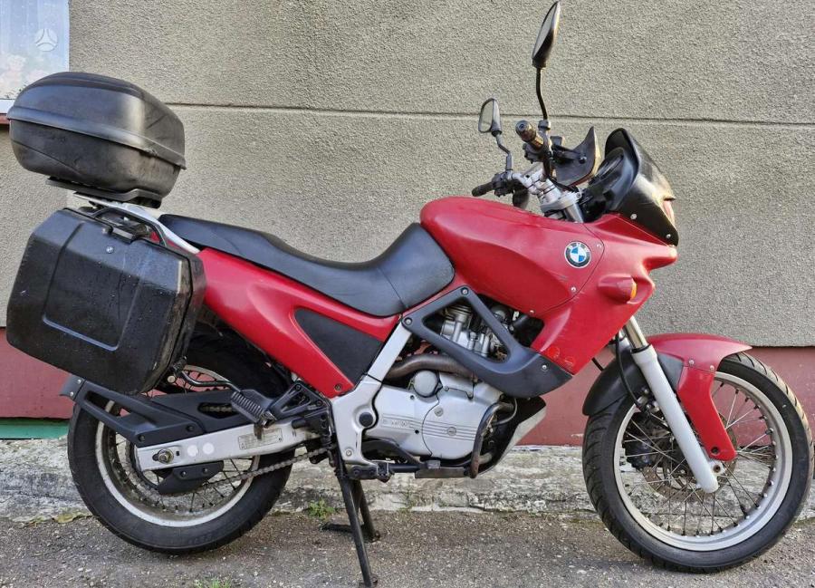 Red BMW F 650 1996 in Kaunas, with an engine capacity of 0.65 L and mileage of 27 thousand km for 1450 €, photo 4 on AUTOMOTO.COM.LV